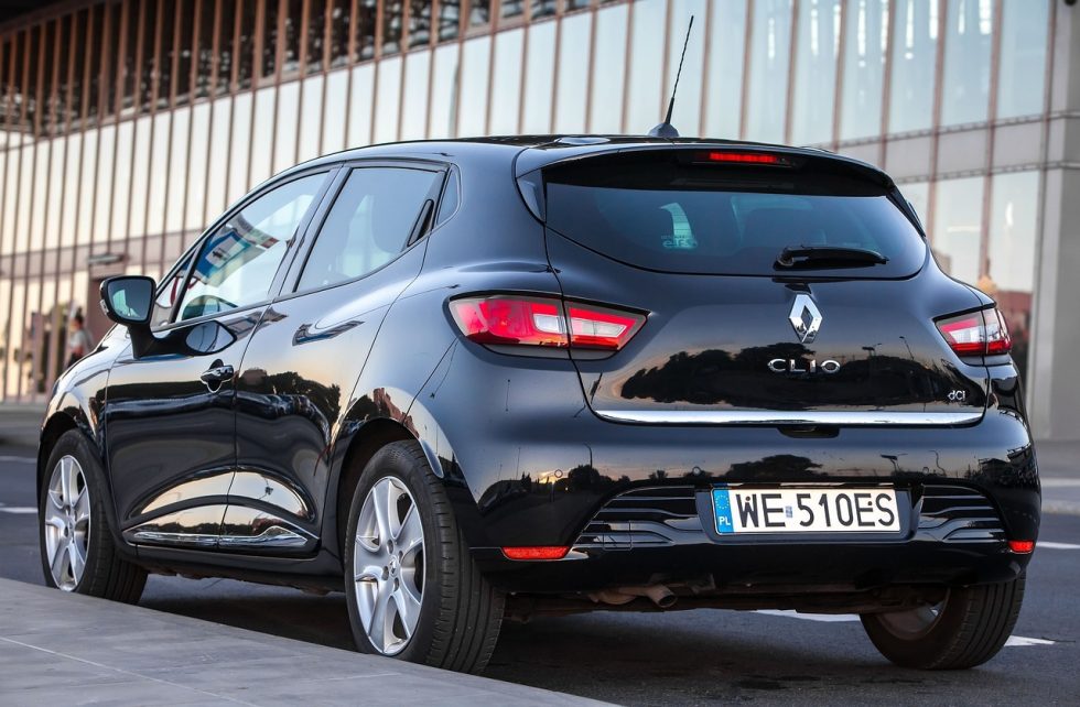 Où trouver le code peinture sur les véhicules Renault ? – Renault ...