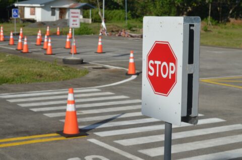 Découvrez les avantages d'apprendre à conduire avec Stych Auto École
